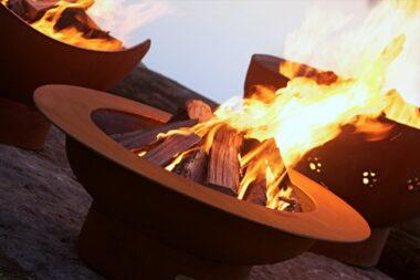 Compare fire pit fuel types - Wood, gas and ethanol