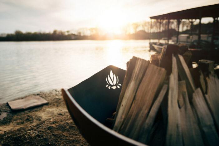 Compare fire pit fuel types - Wood, gas and ethanol