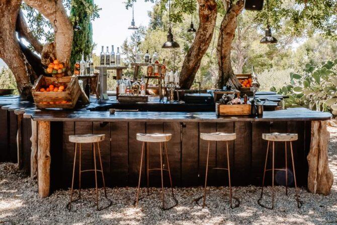 Outdoor Bars - 12 Great Ideas