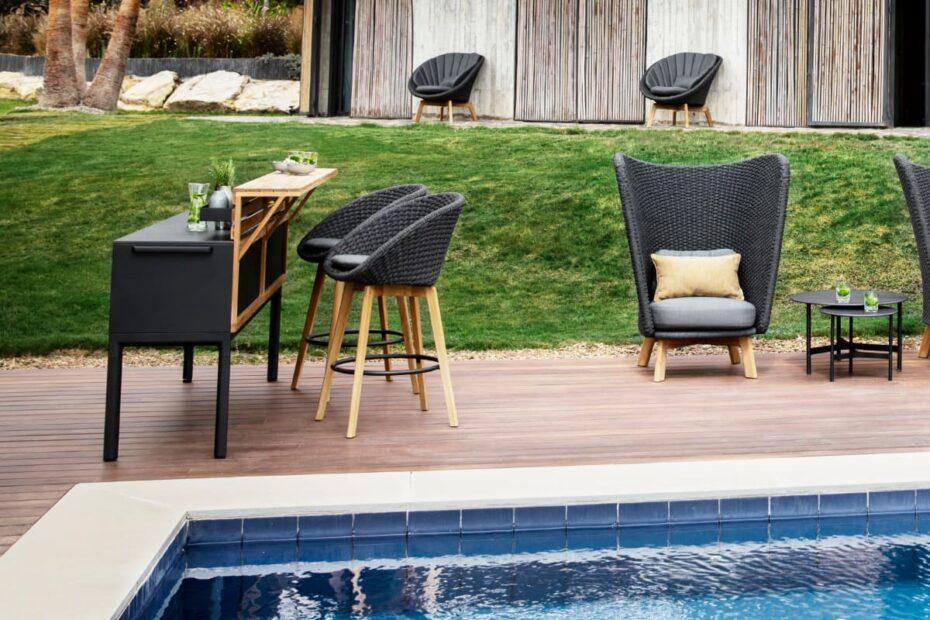 Outdoor Bars - 12 Great Ideas