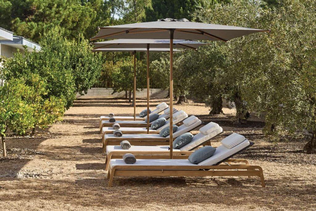 A complete guide to outdoor flooring - Pros & Cons